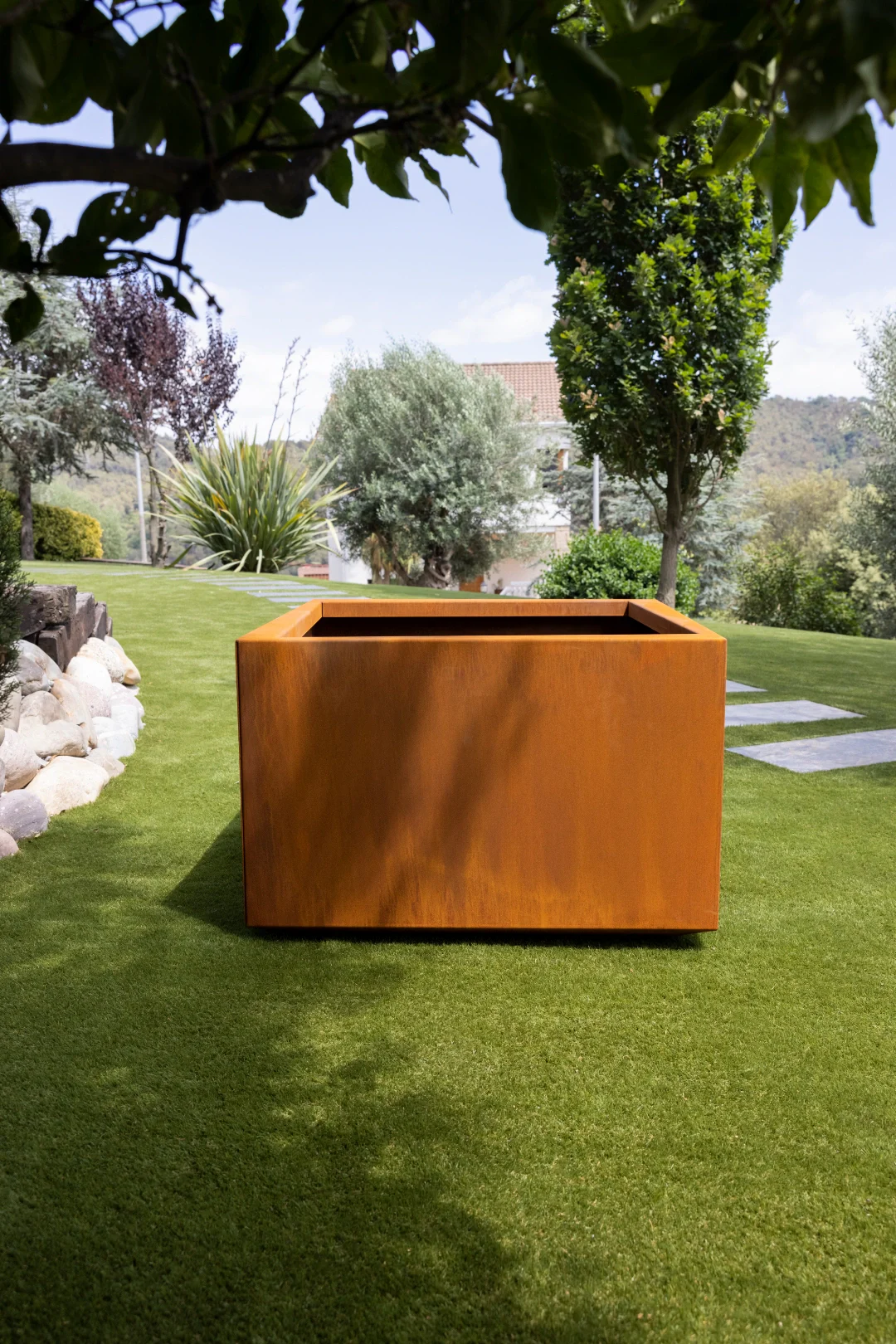 The BEST Square Outdoor Planters | KUBIK