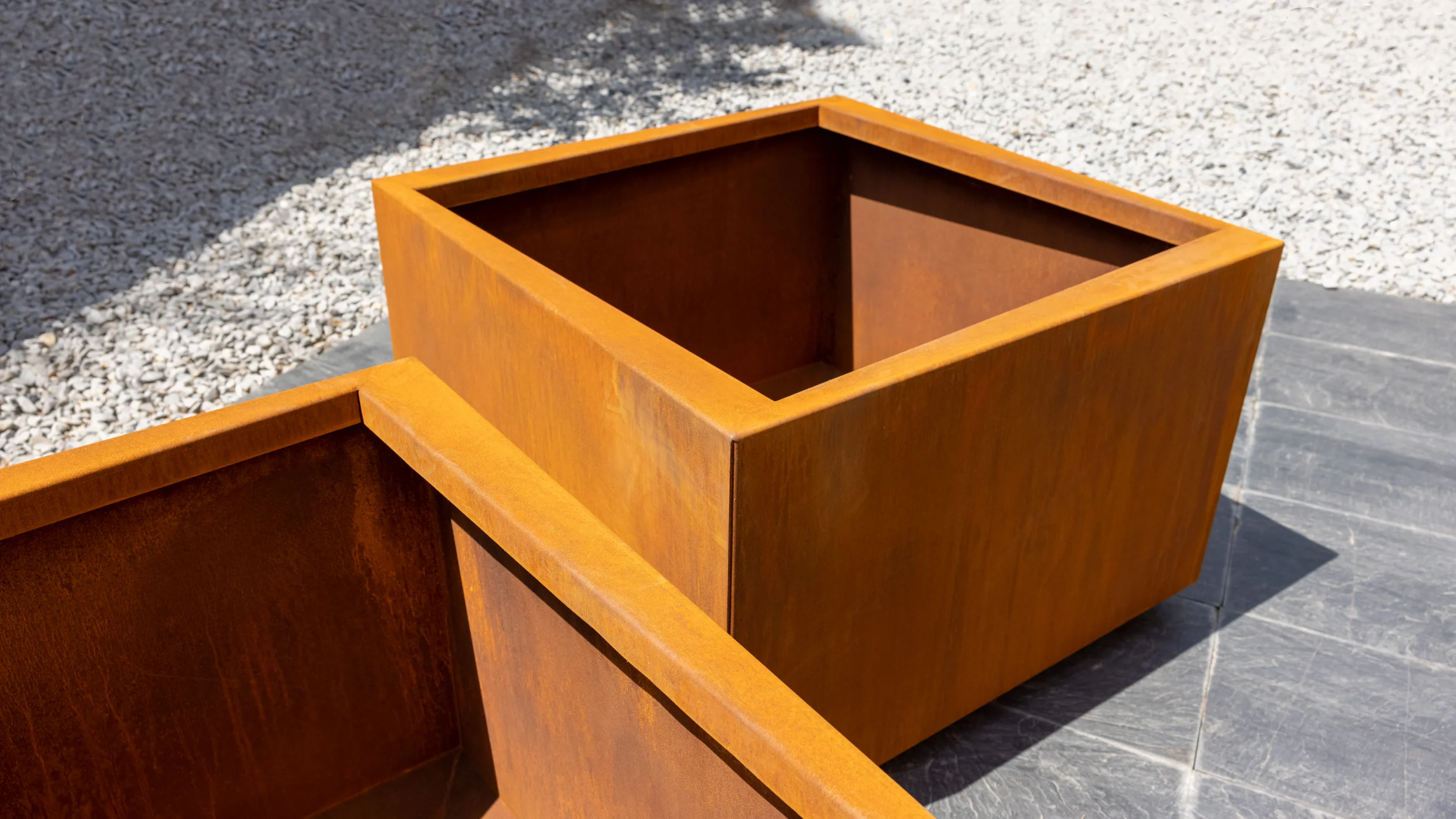 The BEST Square Outdoor Planters | KUBIK